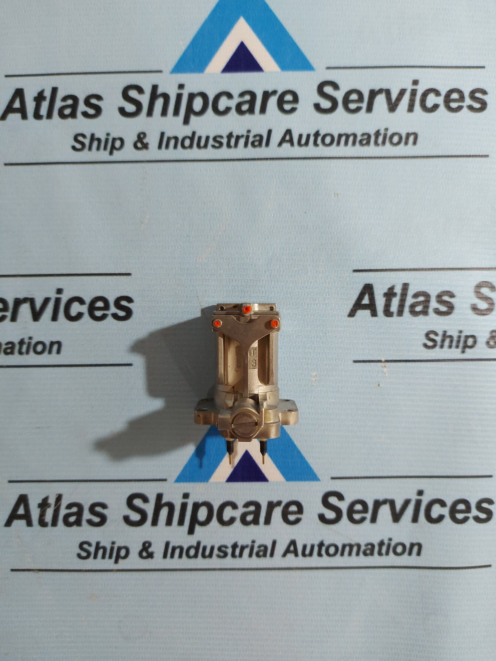 FISHER 38B6041X012 I/P SHROUD ASSEMBLY – Atlas Shipcare Services