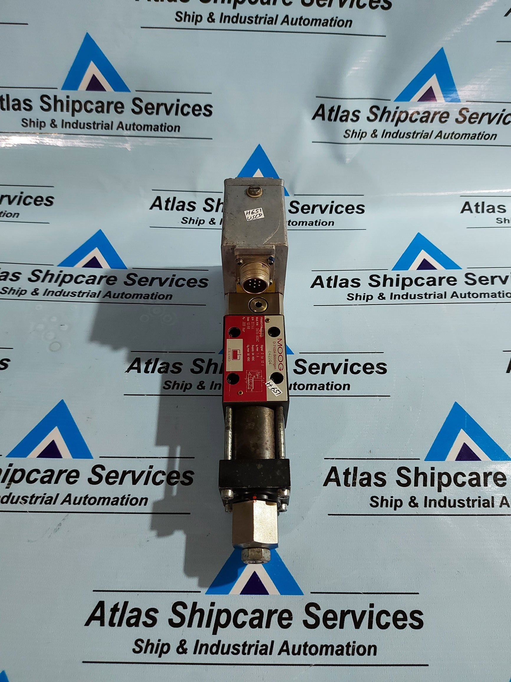 MOOG D635-606C HYDRAULIC SERVO VALVE – Atlas Shipcare Services